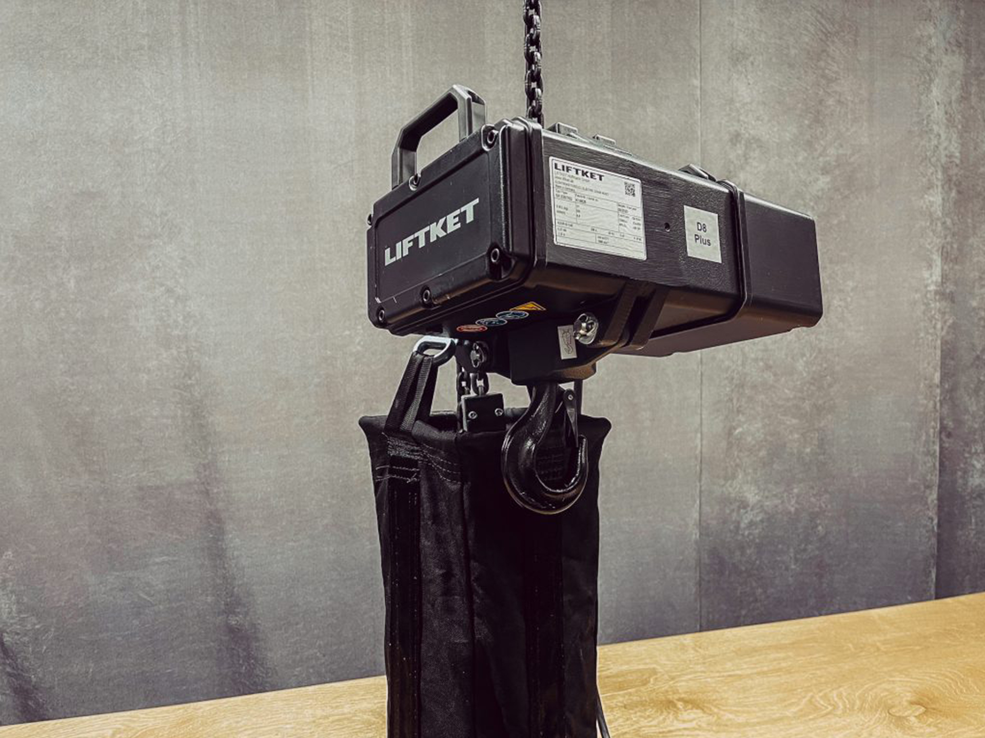 STAGEKET 500kg D8+ | SK030/76 - LIFTKET Electric Chain Hoists