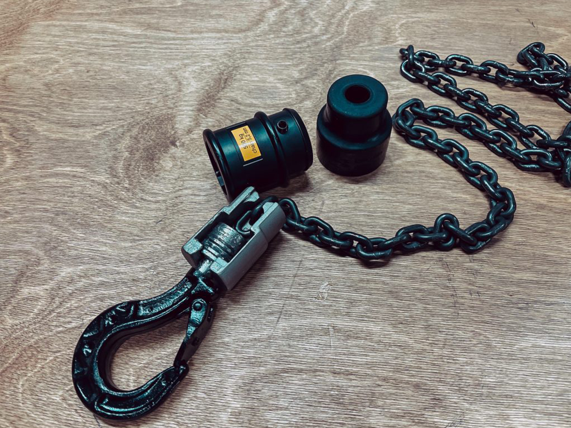500kg D8 | SK030/10 - LIFTKET Electric Chain Hoists