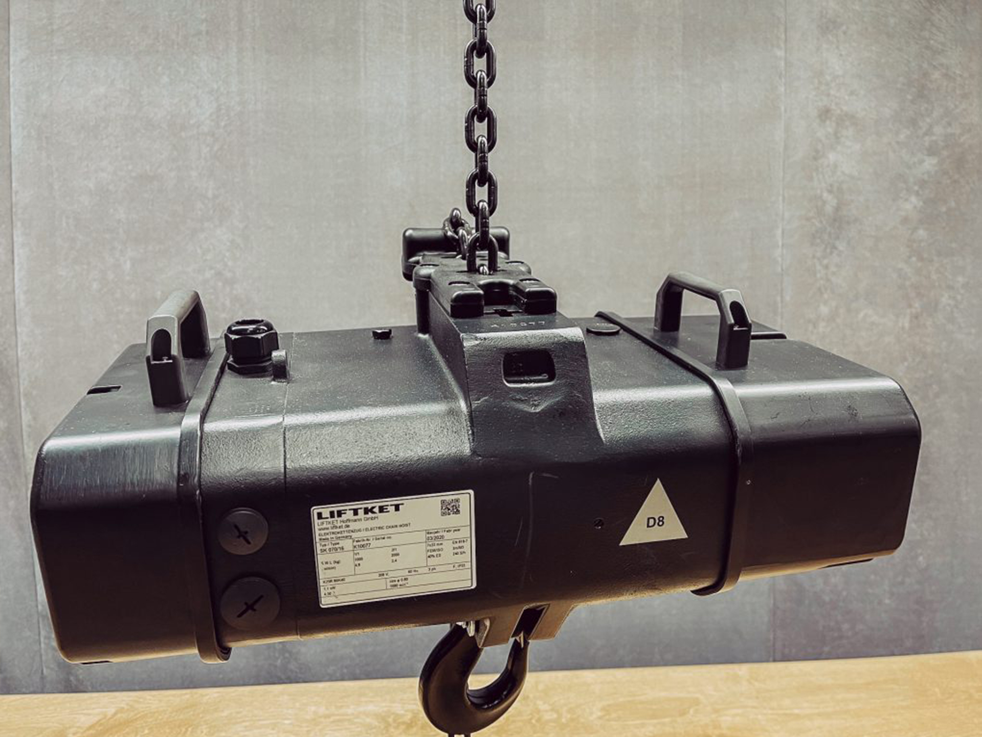 STAGEKET 1000kg | SK070/16 - LIFTKET Electric Chain Hoists