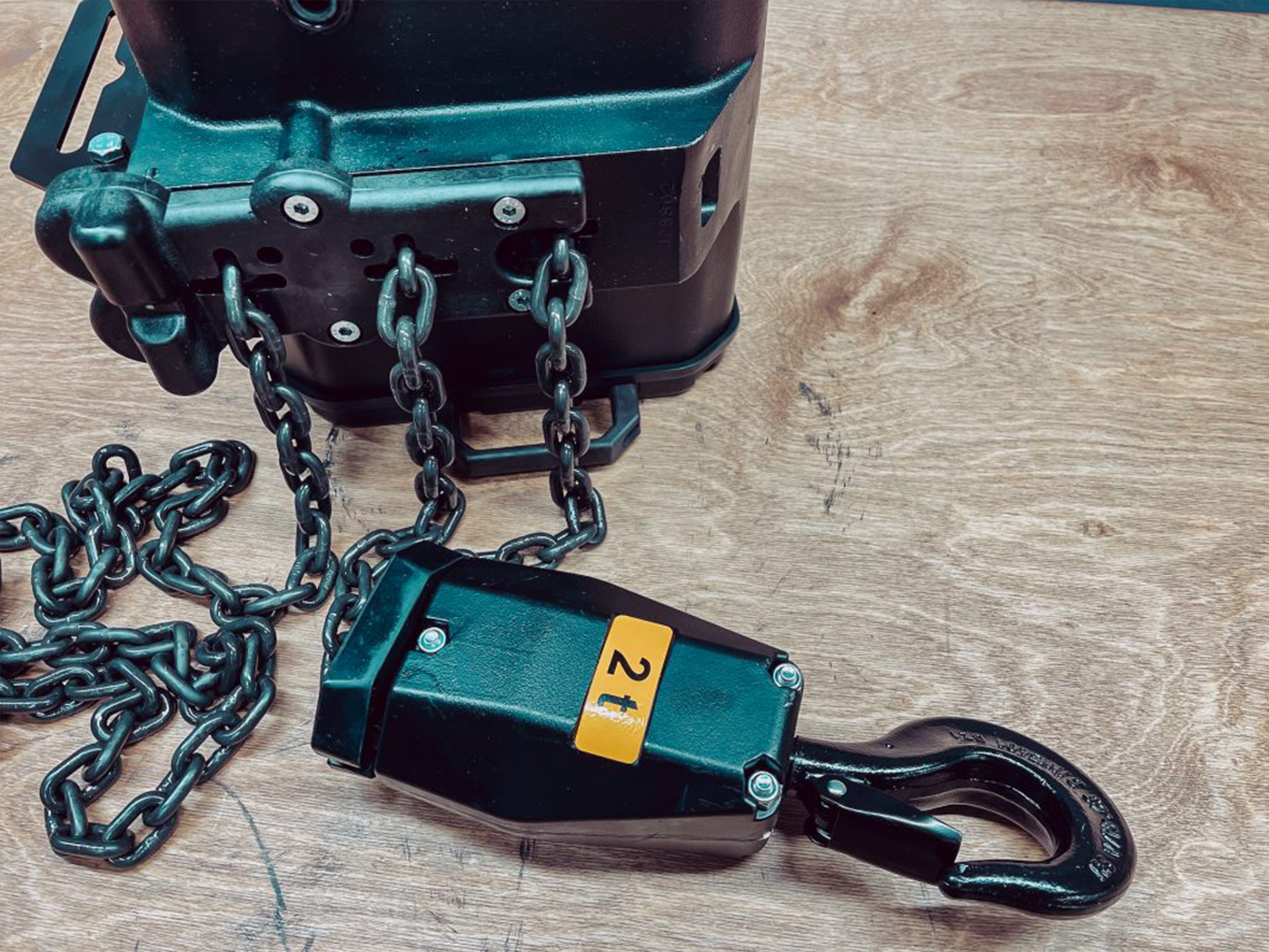 STAGEKET 2000kg | SK070/17 - LIFTKET Electric Chain Hoists