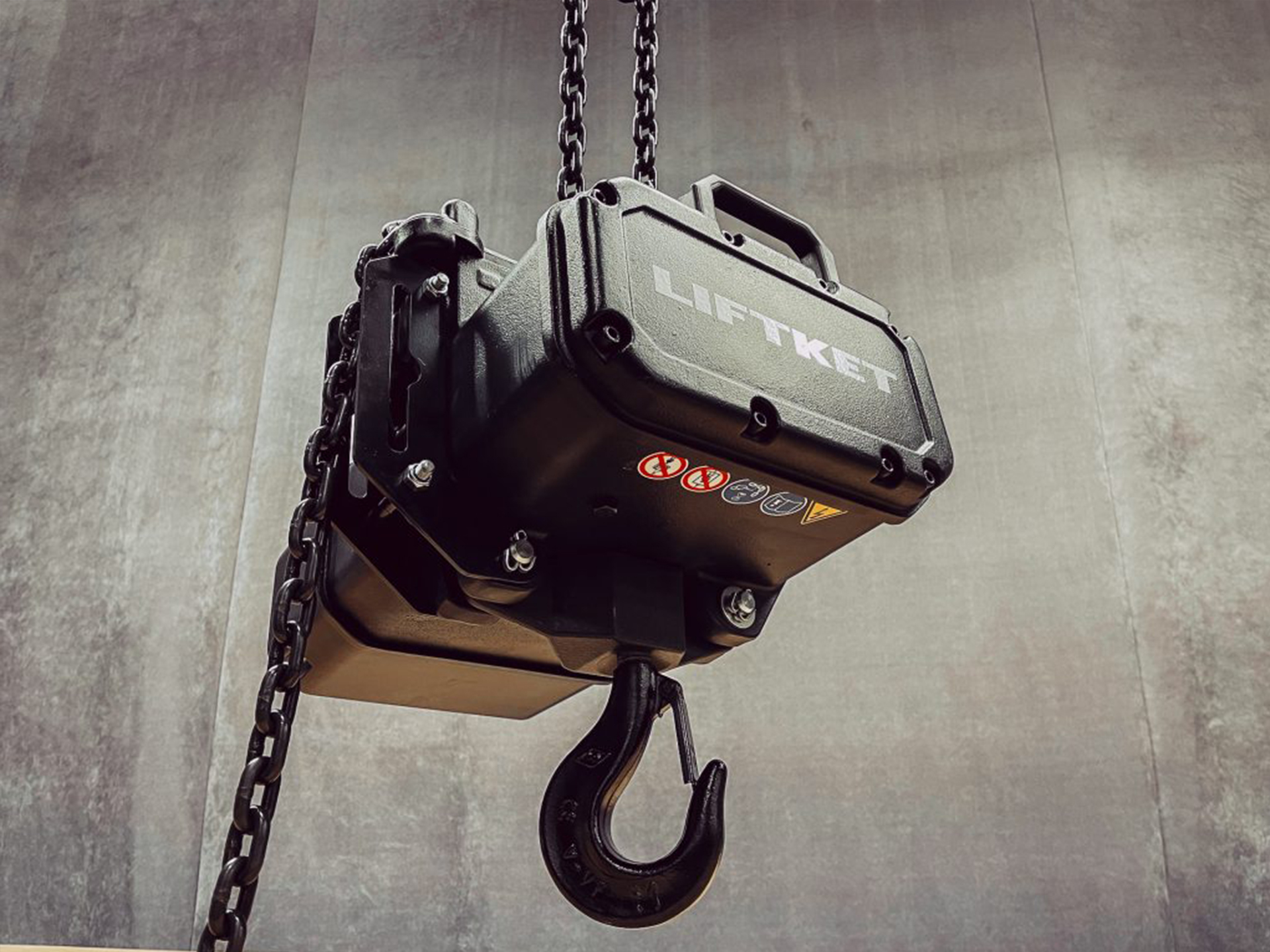 STAGEKET 2000kg | SK070/17 - LIFTKET Electric Chain Hoists