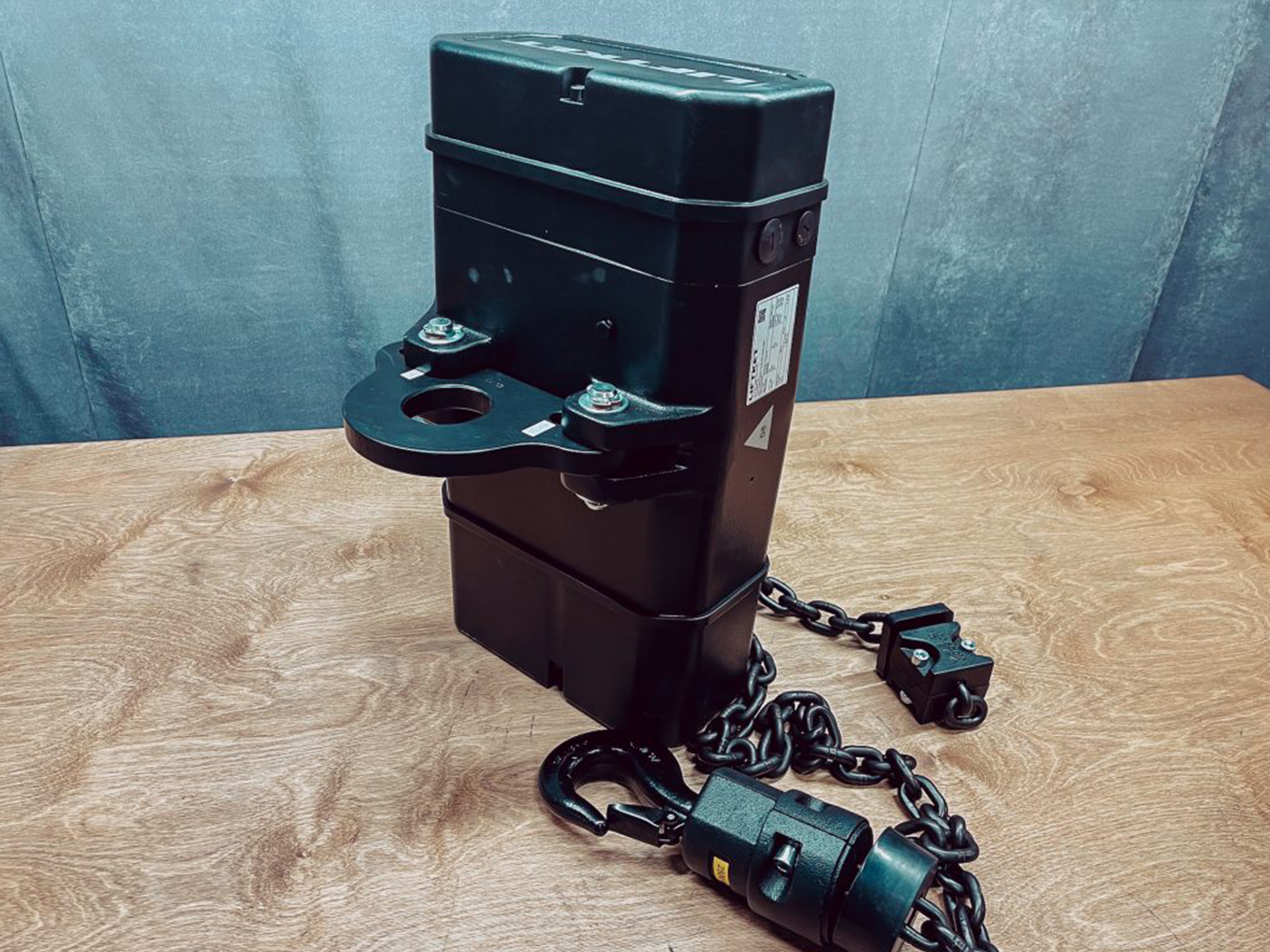 LIFTKET 2500kg | SB8.2/10U - LIFTKET Electric Chain Hoists