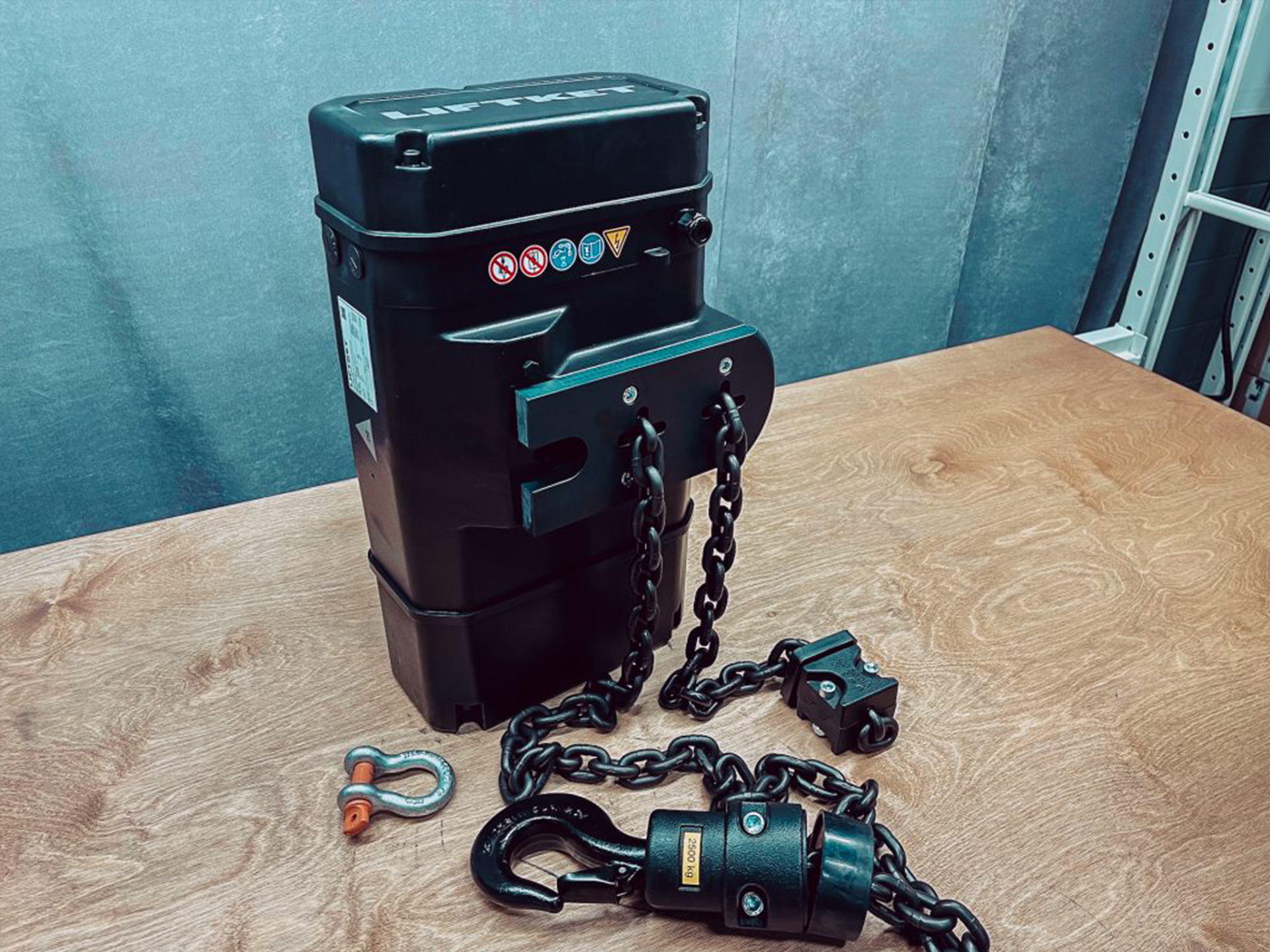 LIFTKET 2500kg | SB8.2/10U - LIFTKET Electric Chain Hoists